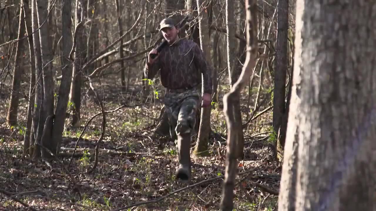 On Target: Cutting Shooting Lanes - North American Whitetail
